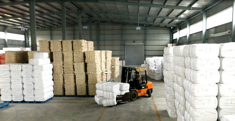 CE Safety Standard and No Stain Characters for Raw Cotton Wool Cotton Rolls